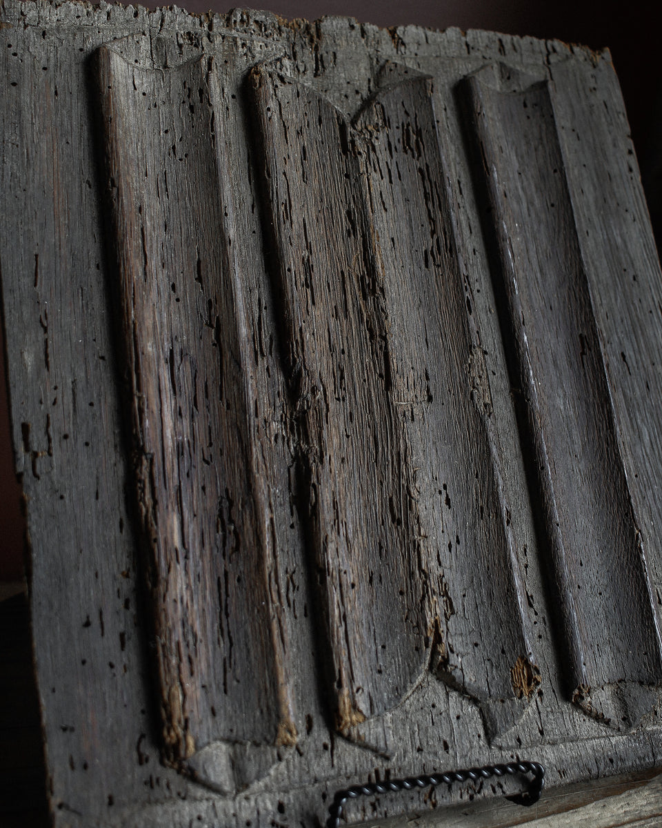 Gothic 15th Century French Oak Linen Fold Panel on stand – gallery elder